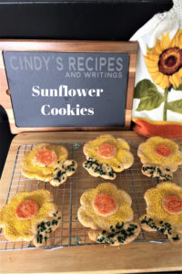 Sunflower Cookies #SummerDessertWeek - Cindy's Recipes and Writings